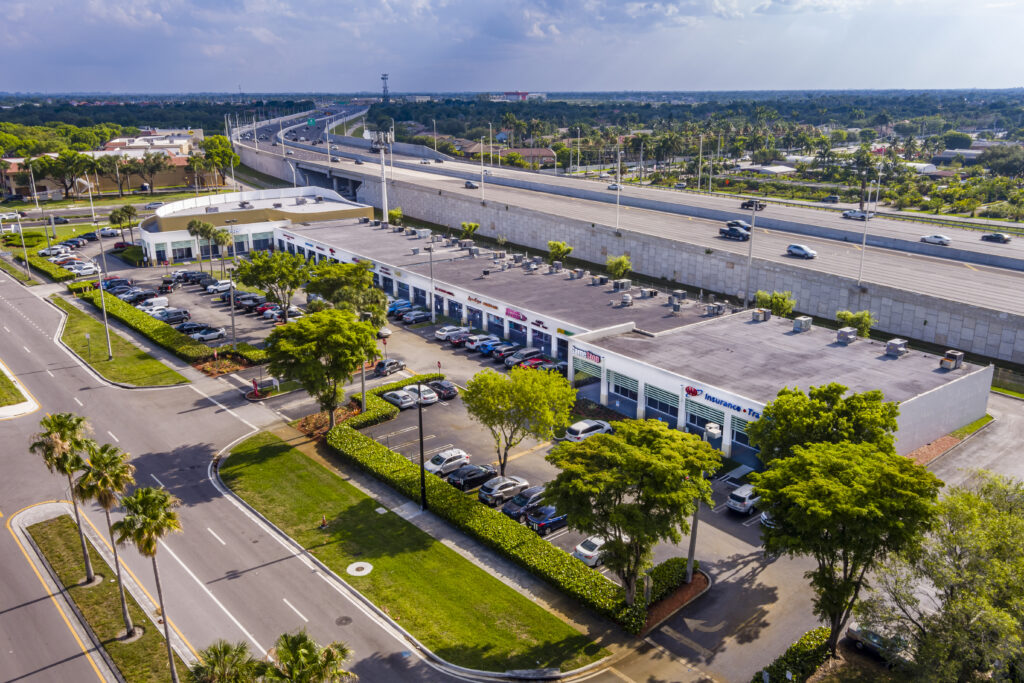 Snapper Creek – by Suchman Retail Group